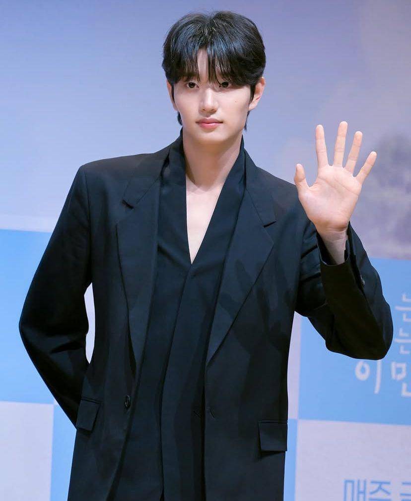 Kim Jae Won Jadi Lawan Main Kim Go Eun di Yumi's Cell 3 | IDN Times