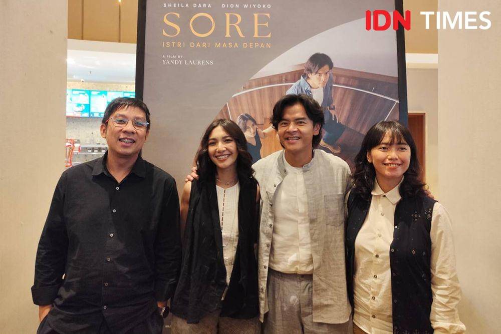 Lirik Lagu Gaze - Adhitia Sofyan, OST Sore: Istri dari Masa Depan | Duniaku.com