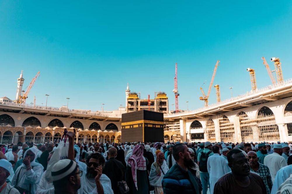 Apa Isi Ka'bah? Pusat Ibadah Umat Muslim dan Sentral Bumi | IDN Times