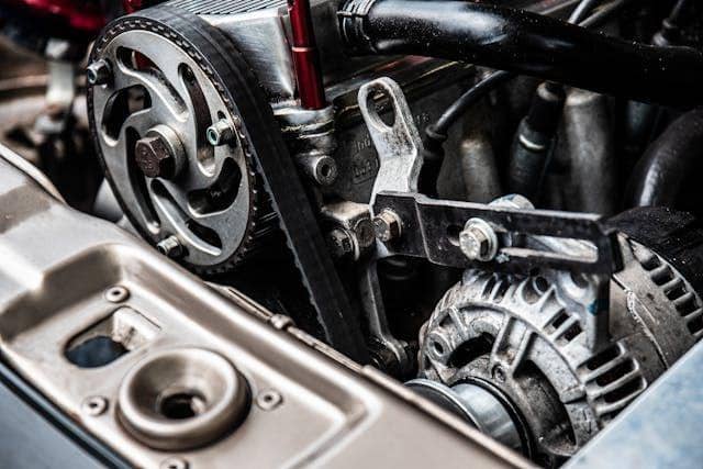 Perbedaan Fan Belt, V-Belt, dan Drive Belt pada Mobil | IDN Times