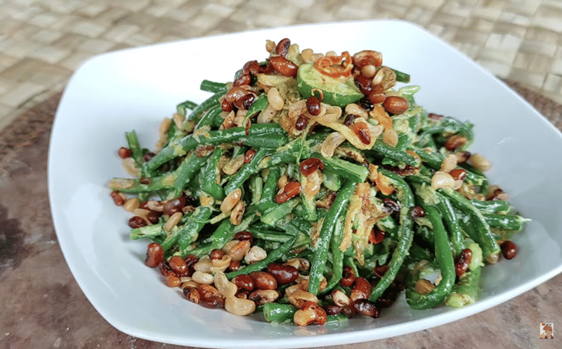 Resep Urap Khas Daerah yang Lezat dan Mudah Dibuat | IDN Times