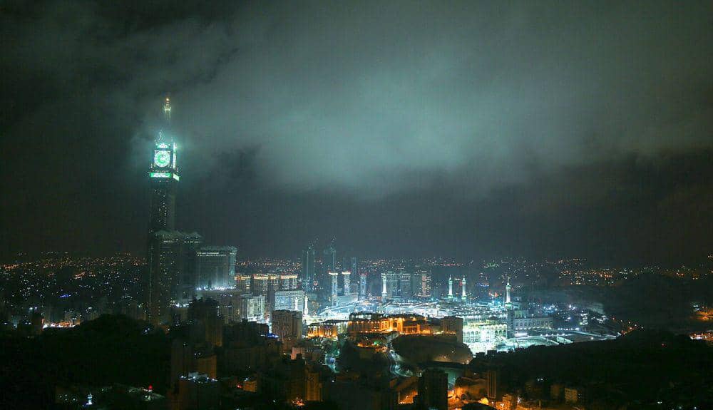 Fakta Menarik Makkah Tower, Menara Jam Tertinggi di Dunia | IDN Times