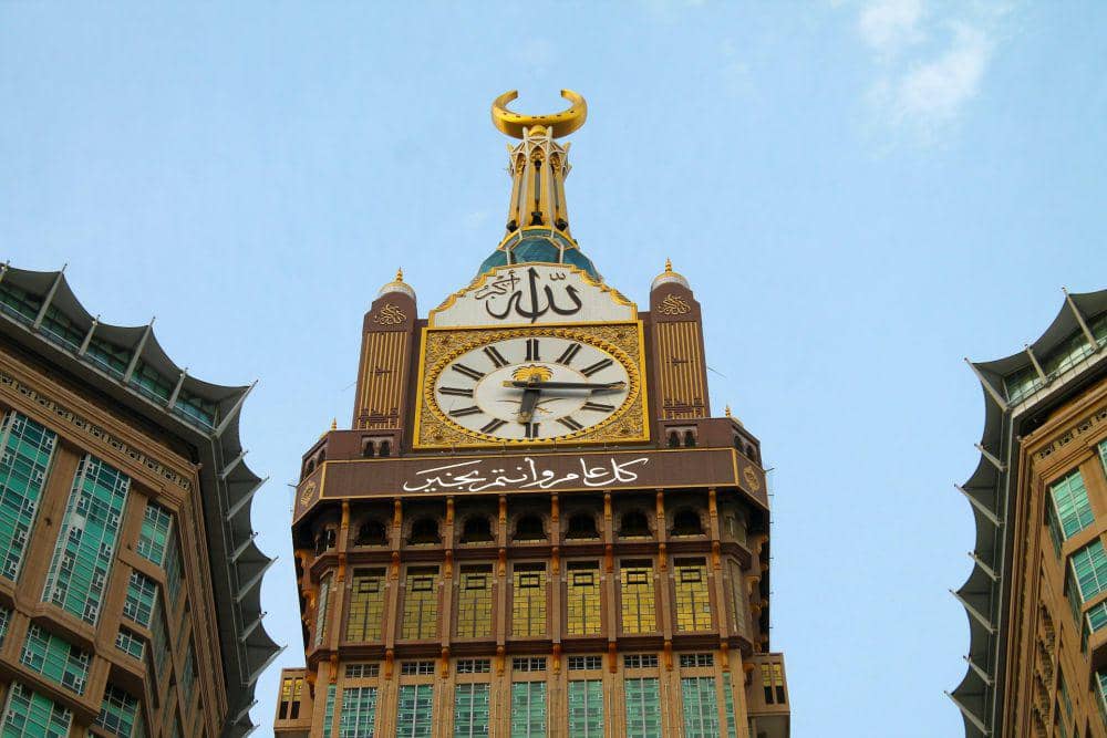 Fakta Menarik Makkah Tower, Menara Jam Tertinggi di Dunia | IDN Times