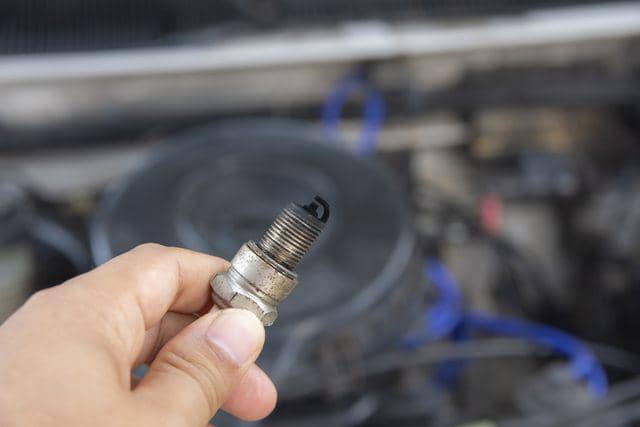 5 Mitos Seputar Busi Motor yang Belum Tentu Benar | IDN Times