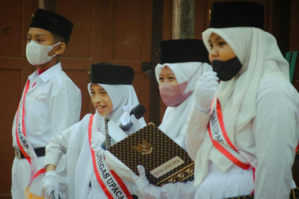 100 Quotes Pahlawan Nasional, Menginspirasi Perjuangan! | IDN Times