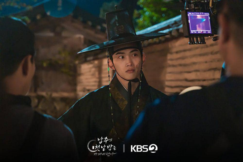 Potret Behind the Scene Drakor The First Night With the Duke | IDN Times