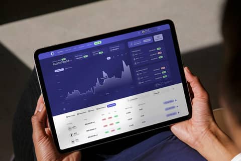 4 Perbedaan Mendasar antara Saham dan Forex | IDN Times