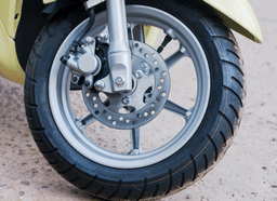 9 Rekomendasi Ban Soft Compound Ring 14 untuk Harian | IDN Times