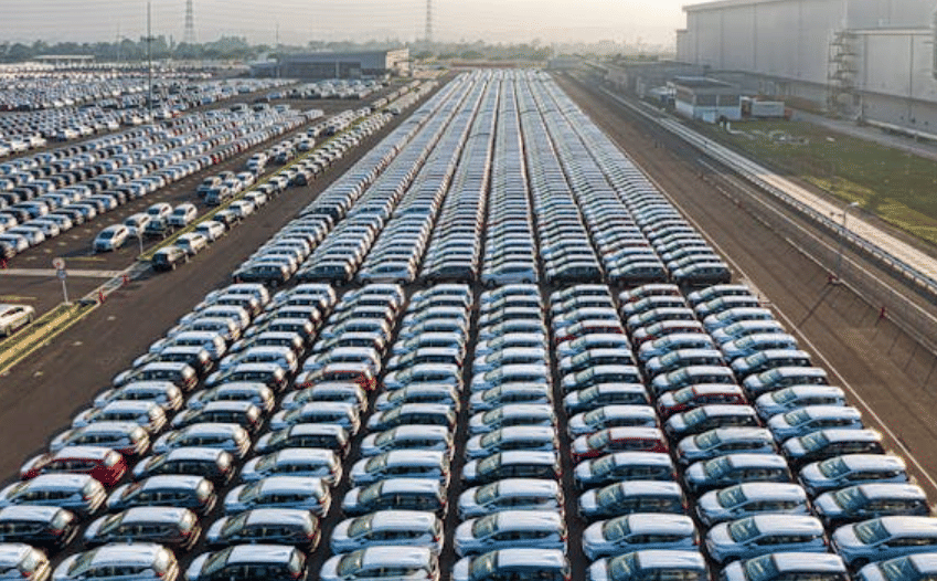 Perang Harga Mobil di China Semakin Brutal, Ini Penyebab dan Dampaknya ...