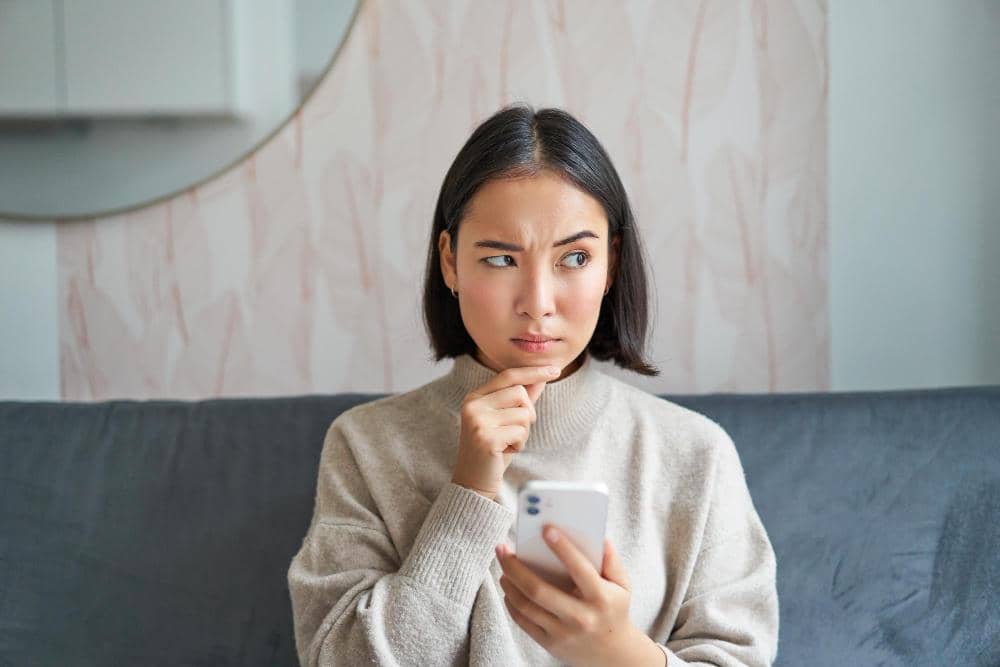 5 Metode Mindful Scrolling agar Terhindar dari Konten Toksik | IDN Times