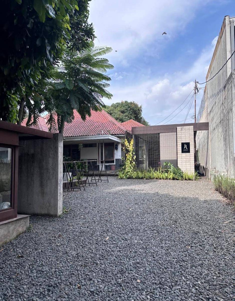 Kilogram Space Cafe: Hidden Gem Estetik untuk Ngopi Nyaman di Bandung ...