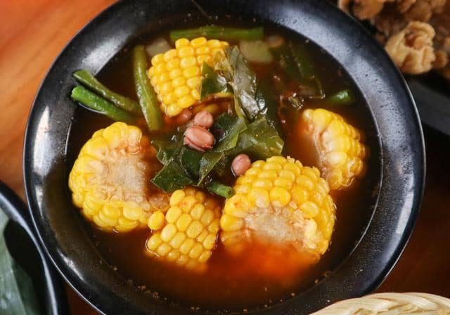 Daftar Menu Ayam Goreng Bima Favoritnya Nicholas Saputra | IDN Times