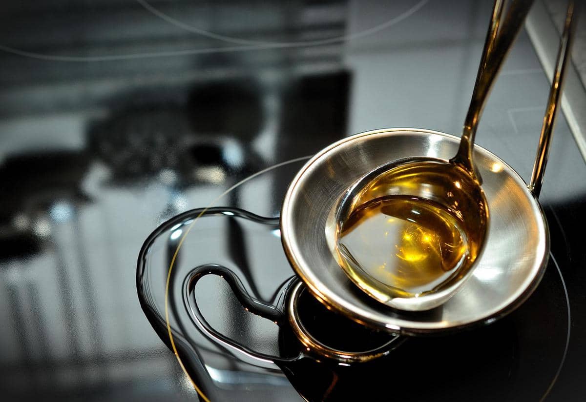 10 Bahan Baku Chili Oil biar Kaya Rempah, Rasanya Kompleks! | IDN Times
