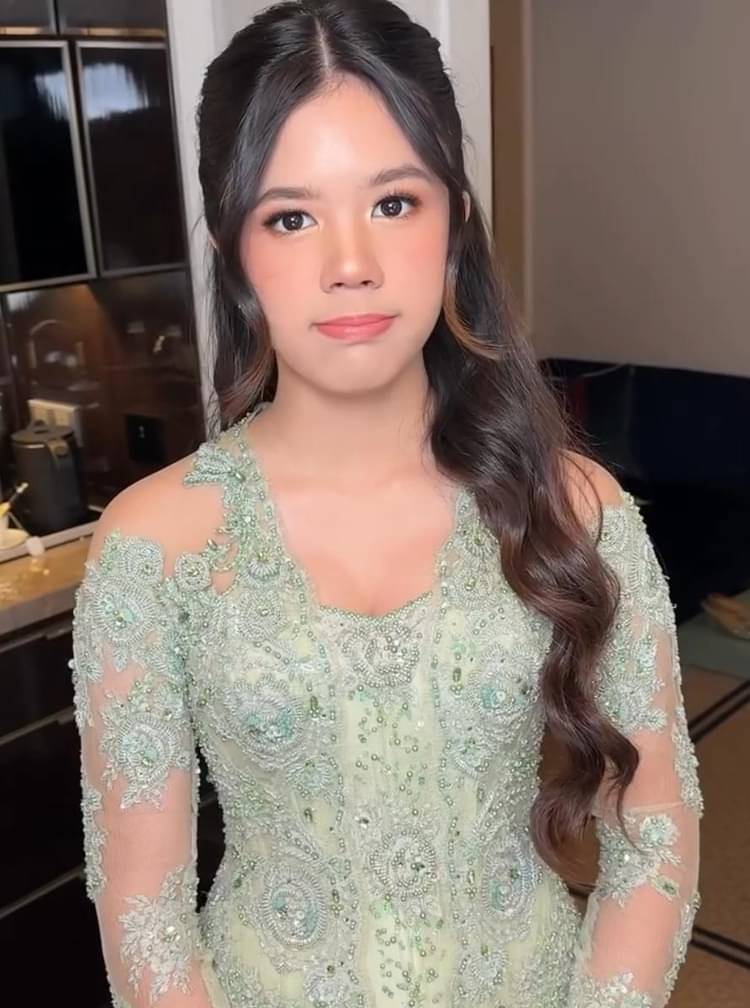 Potret Shafeea Ahmad di Pernikahan Al Ghazali dan Alyssa Daguise | IDN ...