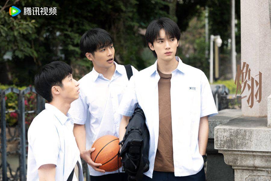 7 Fakta Drama China Reborn, Comeback Zhou Yi Ran | IDN Times