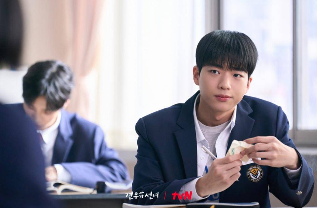 Biodata dan Profil 3 Pemeran Utama Drakor Head Over Heels | IDN Times