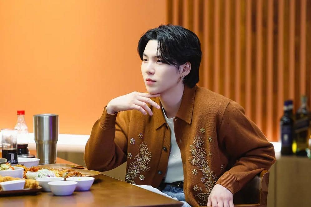 Resmi Selesai Wamil, SUGA BTS Tulis Surat untuk Fans | IDN Times