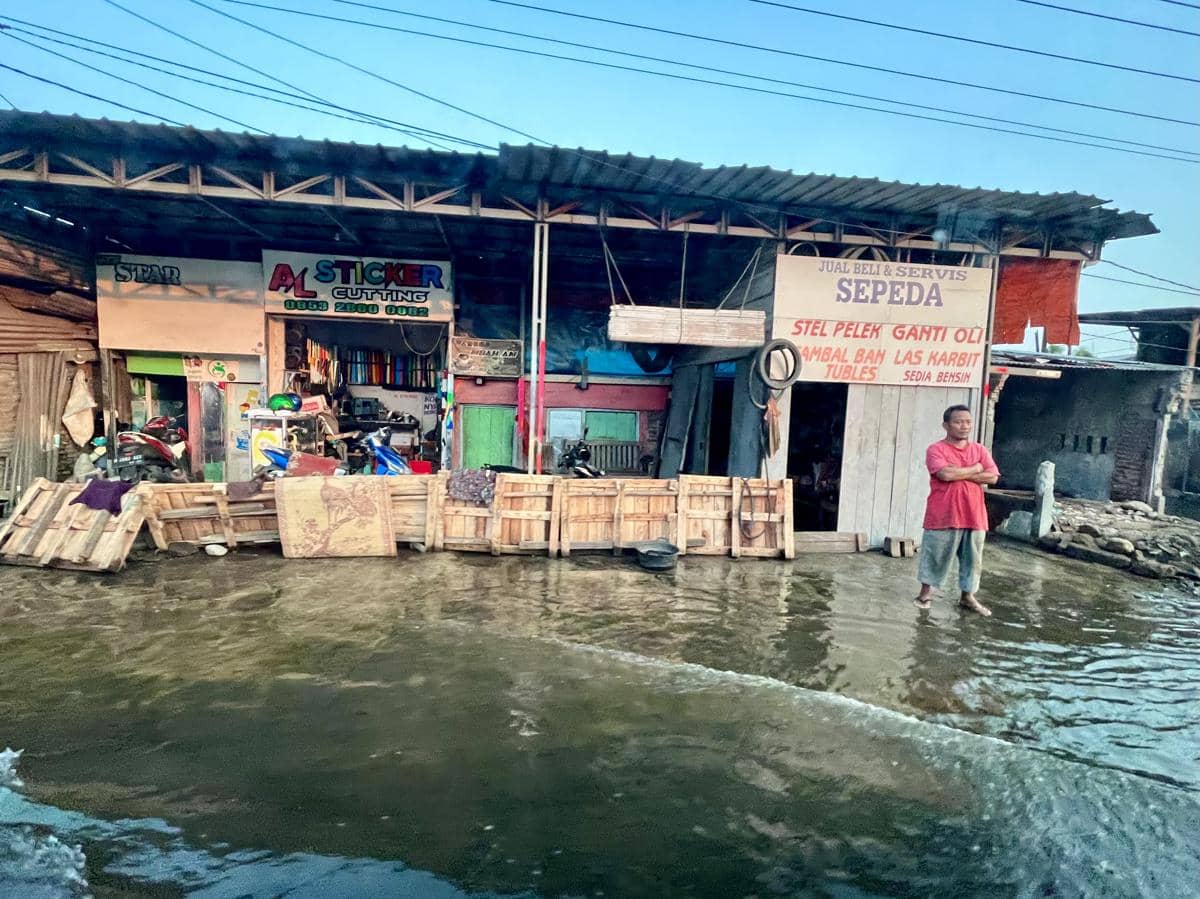 Pantura Semarang Demak Masih Banjir Rob, 3 Daerah Pesisir Jateng Siaga | IDN Times Jateng