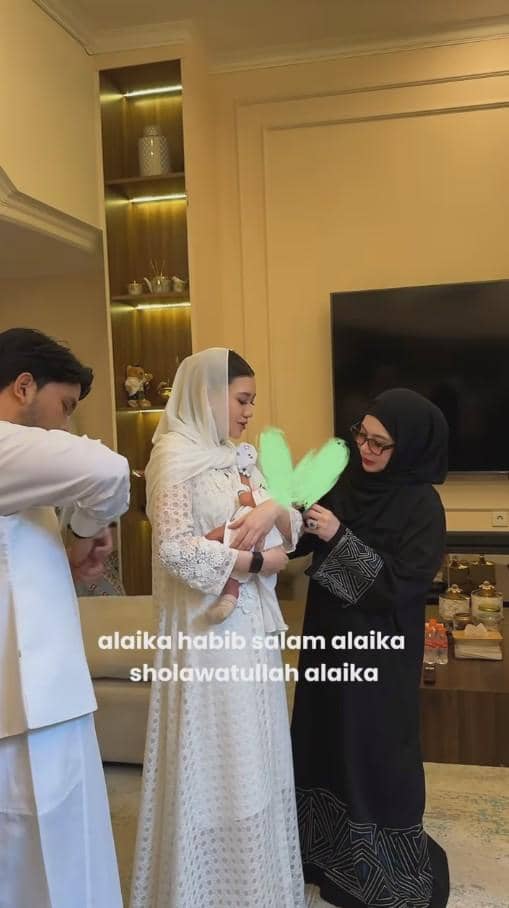 Potret Keluarga di Akikah Baby Arash, Anak Thariq dan Aaliyah | IDN Times