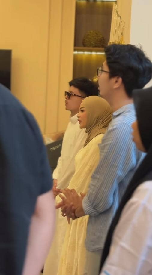 Potret Keluarga di Akikah Baby Arash, Anak Thariq dan Aaliyah | IDN Times