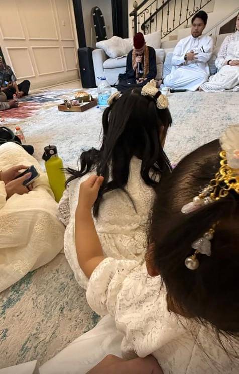 Potret Keluarga di Akikah Baby Arash, Anak Thariq dan Aaliyah | IDN Times