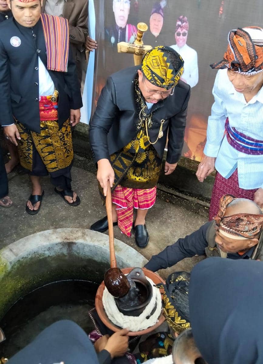 10 Tradisi dan Adat Lombok yang Dapat Dijumpai Wisatawan | IDN Times NTB