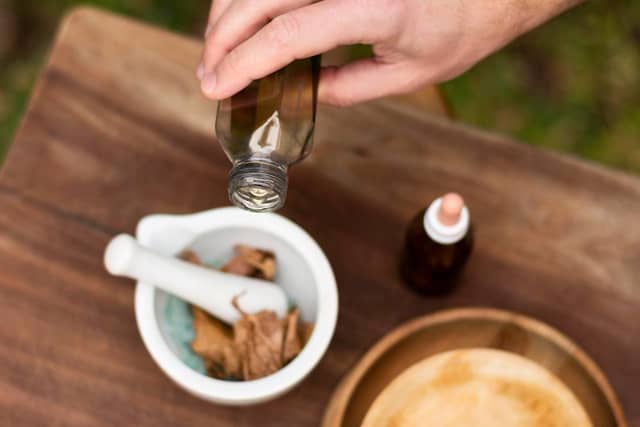 BPOM Temukan 32 Produk Obat Herbal Ilegal Periode Oktober 2025 | IDN Times