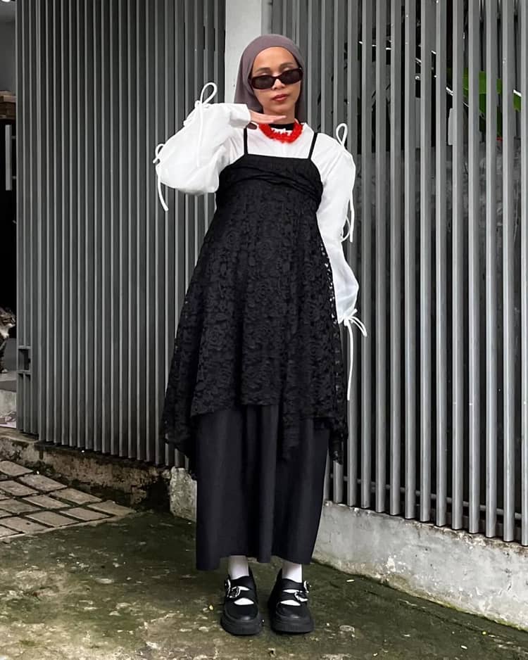 9 Inspirasi Outfit Monokrom ala Nadia Elok, Super Catchy! | IDN Times