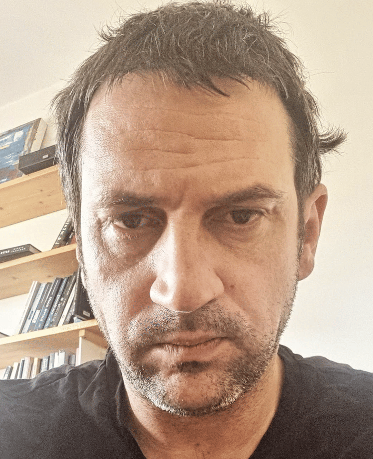 Profil Goran Bogdan, Pemeran Karlo di Sore: Istri dari Masa Depan | IDN ...