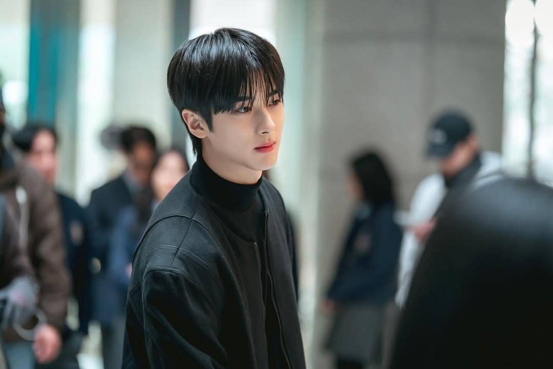 4 Tujuan Hidup Jin Wook yang Berhasil Dicapai di Ending Bitch X Rich 2 | IDN Times