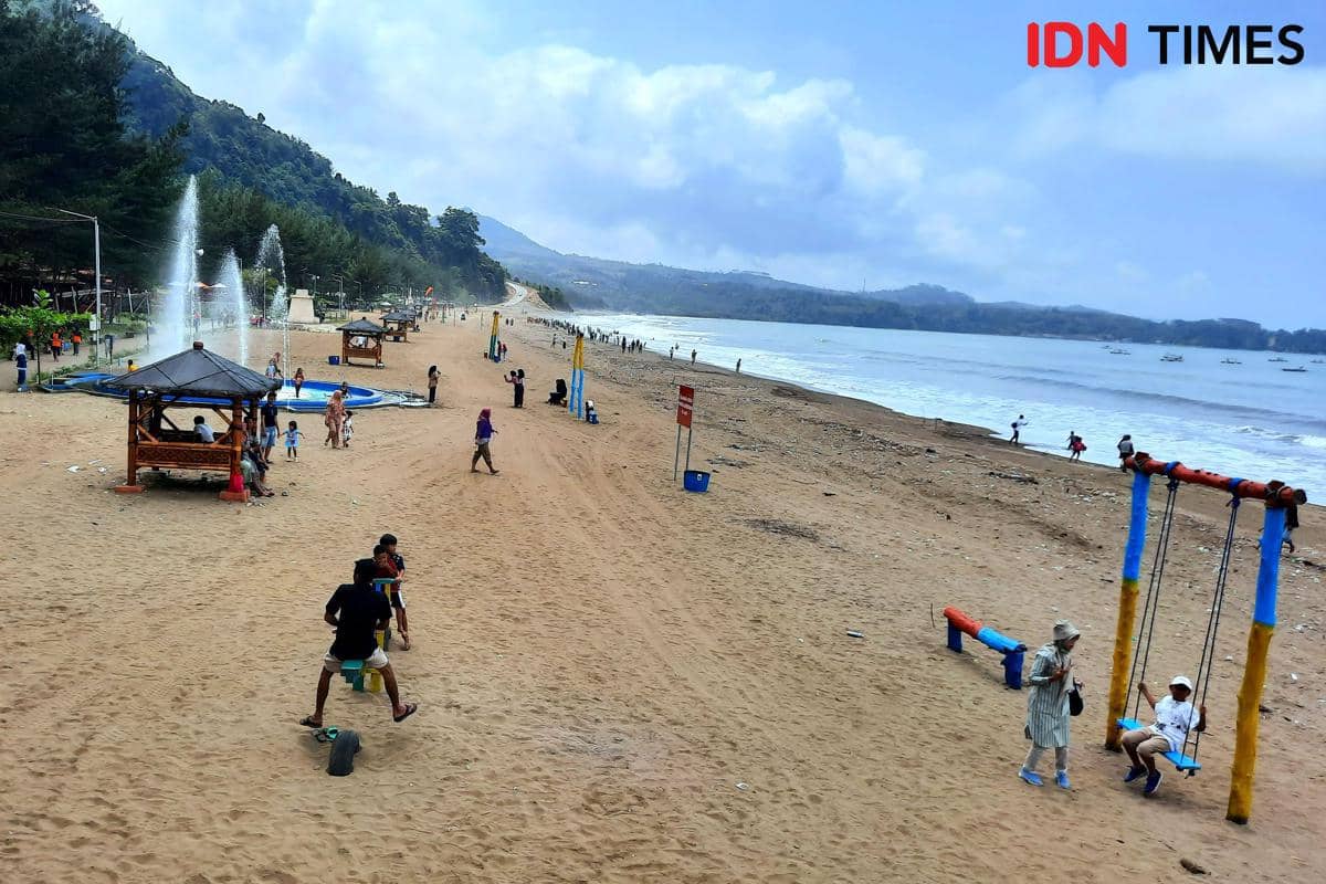Pantai Midodaren Tulungagung: Lokasi, Harga Tiket, dan Tipsnya | IDN Times