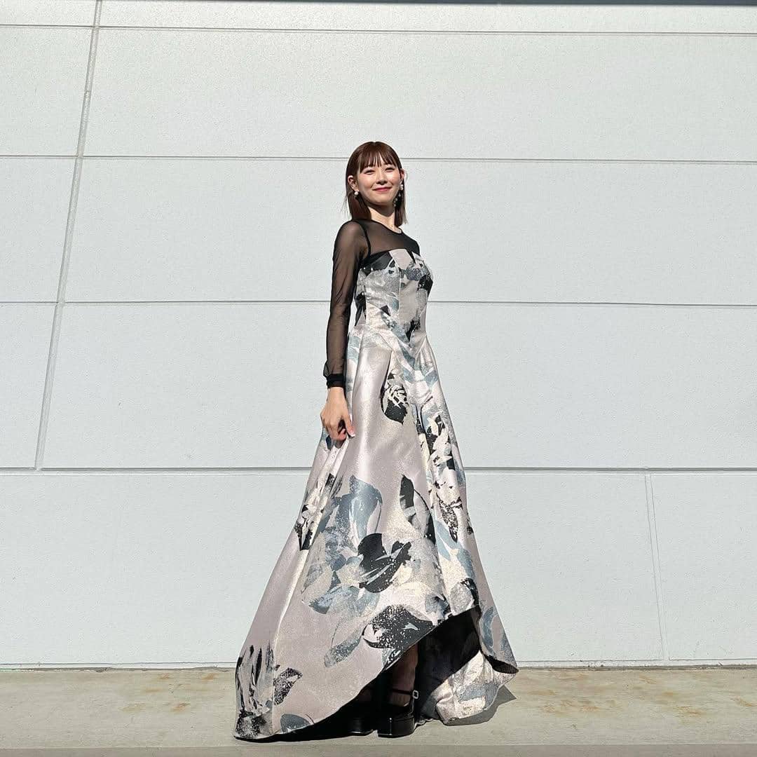 8 Ide Outfit Party ala Miyuki Watanabe, Dari Elegan hingga Kasual | IDN ...