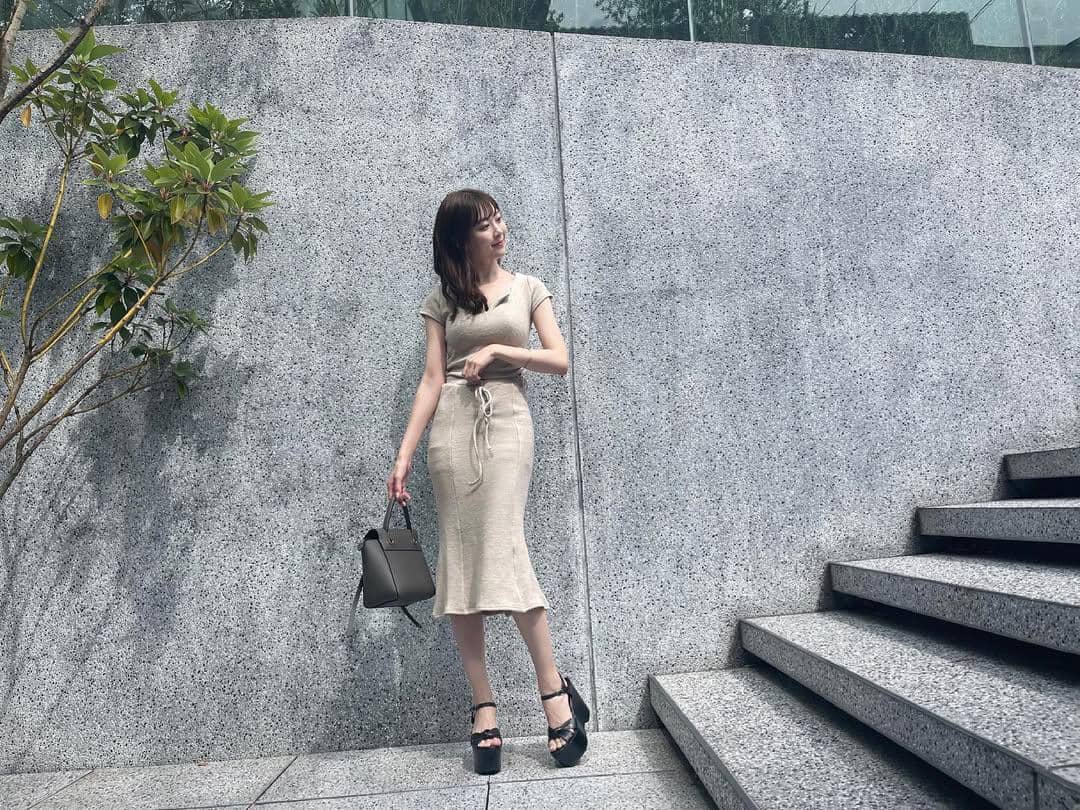 8 Ide Outfit Party ala Miyuki Watanabe, Dari Elegan hingga Kasual | IDN ...