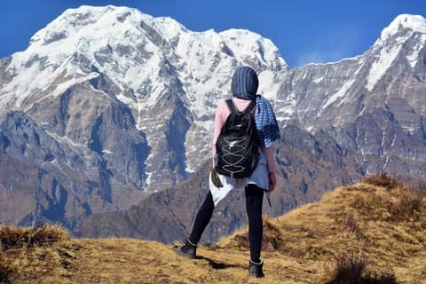 50 Quotes untuk Foto di Atas Gunung, Cocok buat Caption! | IDN Times