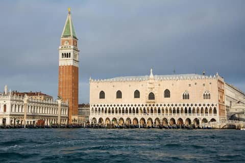 7 Fakta Venesia, Kota Terapung Memukau dan Bersejarah di Italia | IDN Times