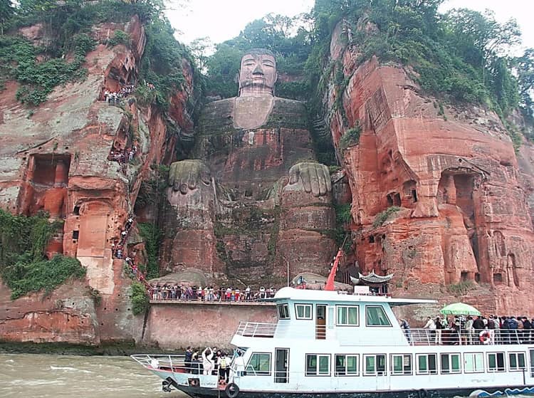 Leshan Giant Buddha, China: Lokasi, Harga Tiket, dan Tips Wisata | IDN ...