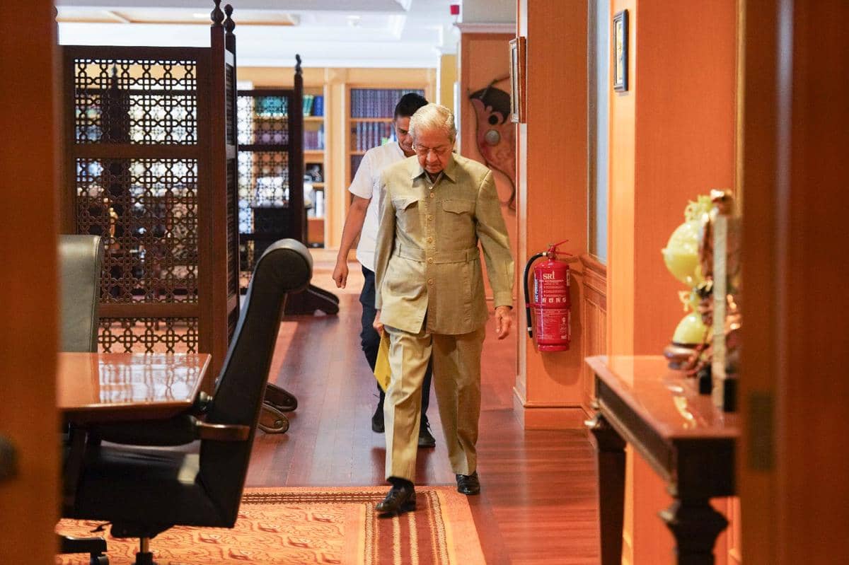 10 Potret Mahathir Mohamad yang Kini Berusia 100 Tahun: Living Legend! | IDN Times