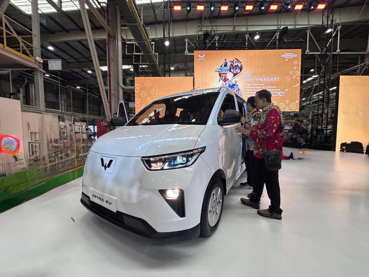 Mobil Listrik Komersial Wuling Mitra EV, Jarak Tempuh 400 Km | IDN Times