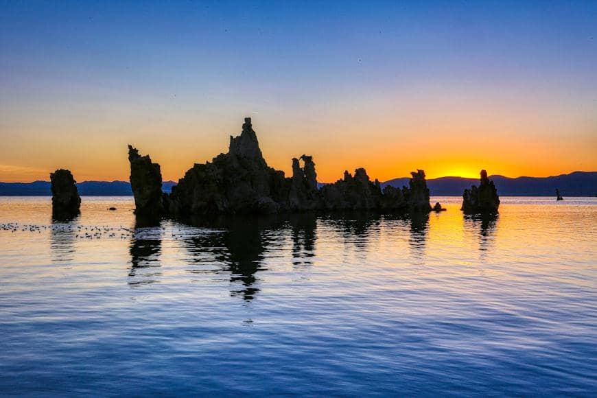 6 Fakta Unik Danau Mono di California, Punya Kadar Garam Sangat Tinggi ...
