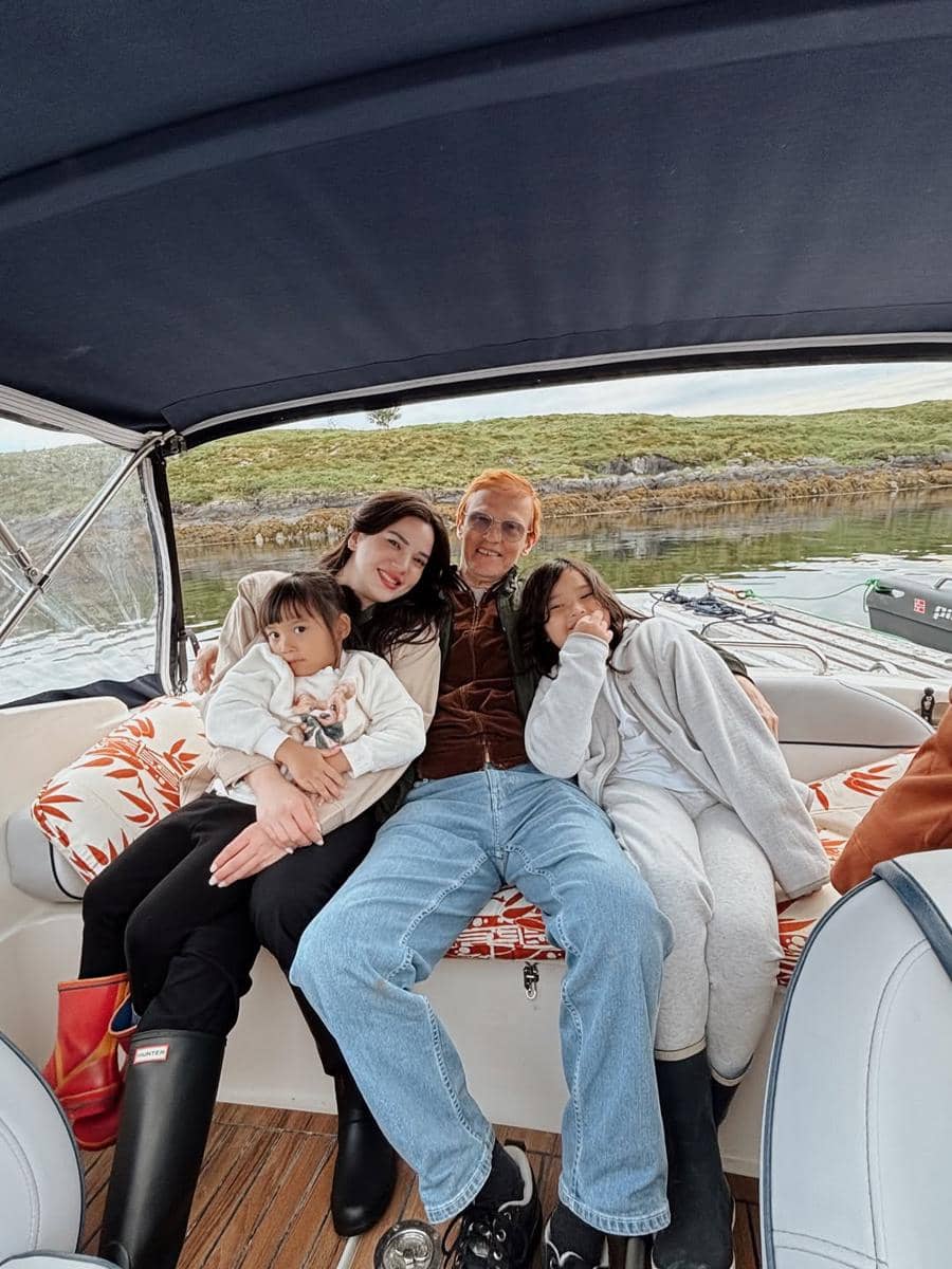 10 Potret Alice Norin Pulang Kampung ke Norwegia | IDN Times