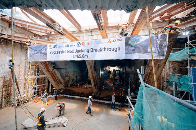 MRT Jakarta Fase 2A Capai 49,99 Persen, Siap Beroperasi Desember 2027 ...