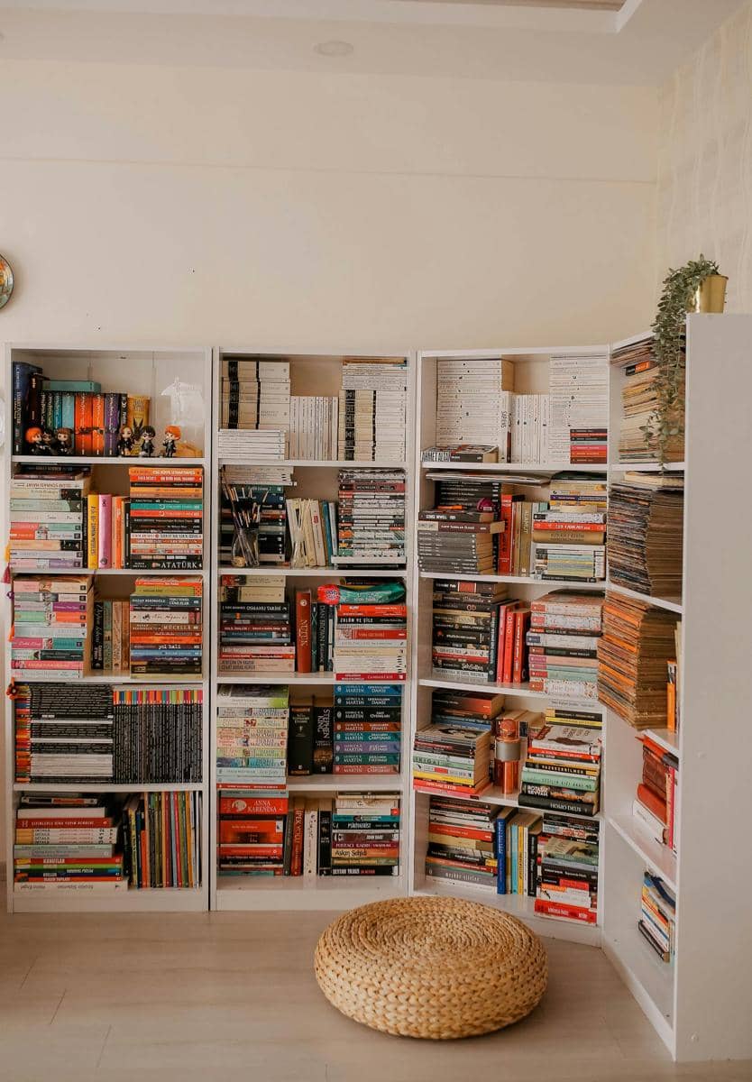 6 Model Rak Buku Minimalis yang Cocok untuk Rumah Kecil | IDN Times Jateng