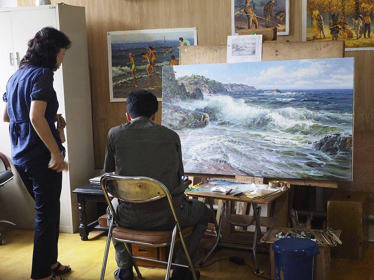Fakta Mansudae Art Studio, Lembaga Seni Terkemuka Korea Utara | IDN Times