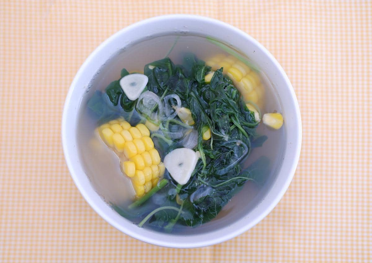 5 Cara Masak Sayur Bening yang Tetap Segar dan Gak Hambar | IDN Times