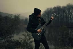 10 Merek Gitar Elektrik Keren Ramah di Kantong, Kamu Pilih yang Mana ...