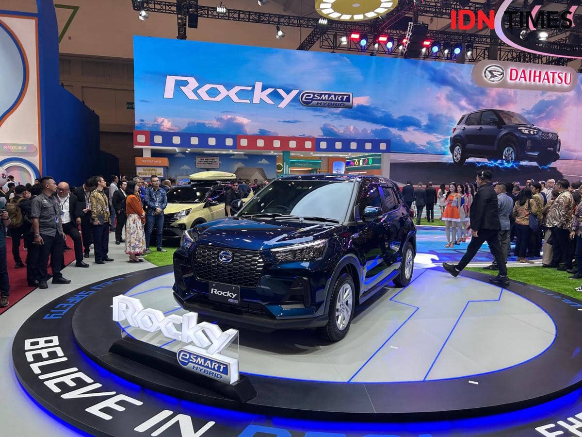 Daihatsu Perkenalkan Rocky Hybrid di GIIAS 2025 | IDN Times
