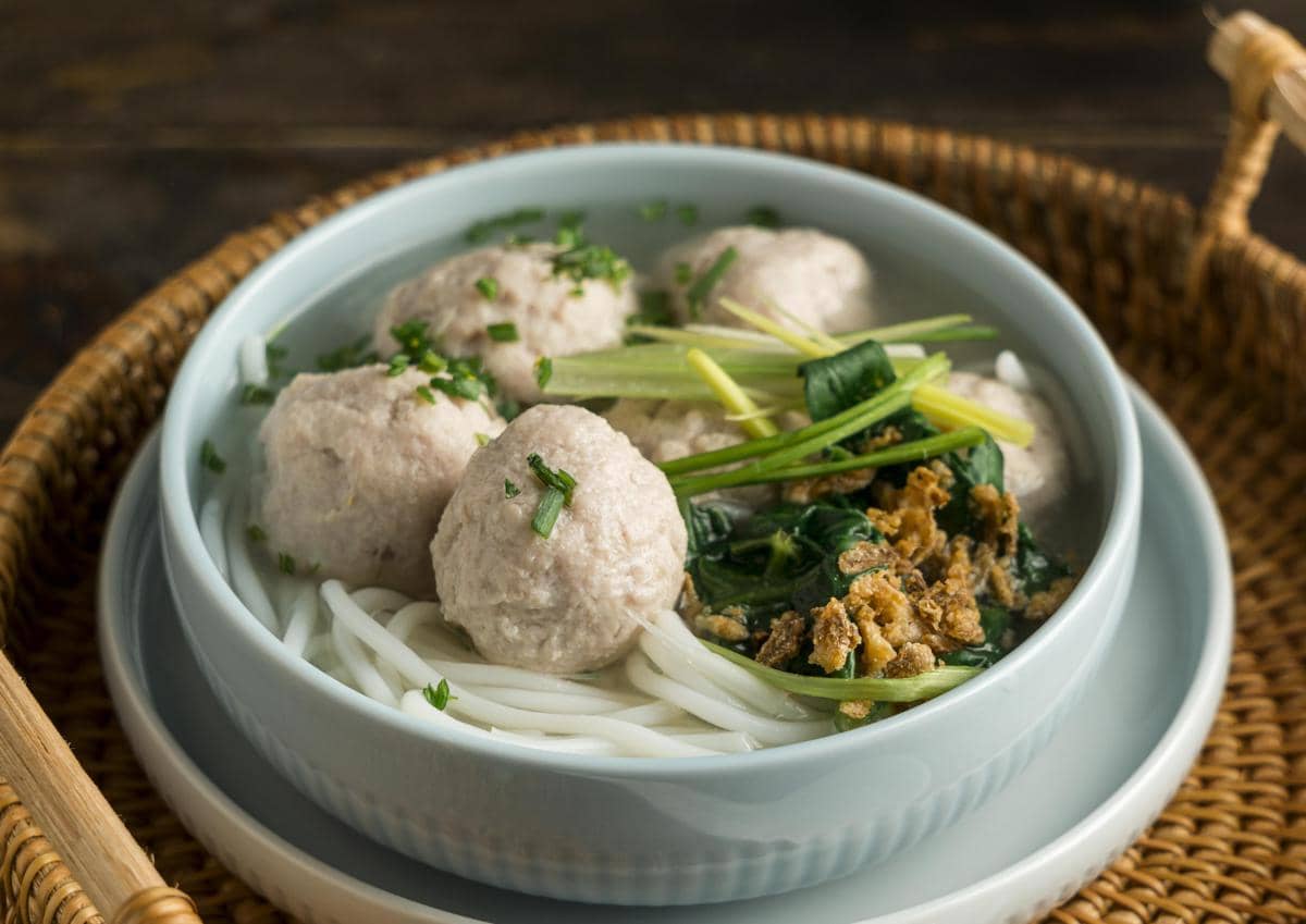 Warung Bakso Viral di Surabaya yang Lagi Naik Daun | IDN Times Jatim