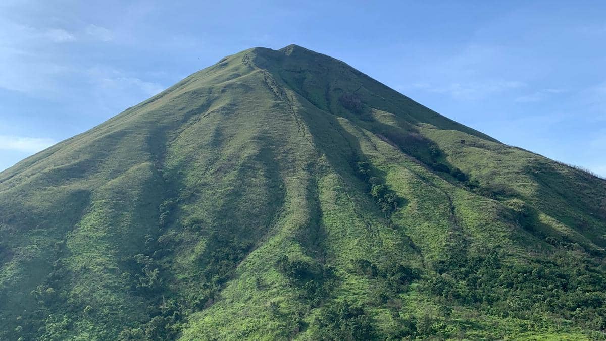 5 Alasan Bukit Lincing Ramah bagi Pendaki Pemula | IDN Times Jatim