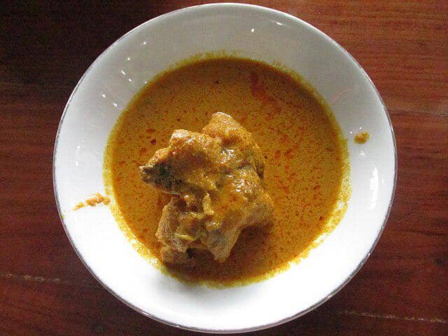 5 Tips Memasak Gulai Tunjang yang Empuk dan Gak Alot | IDN Times