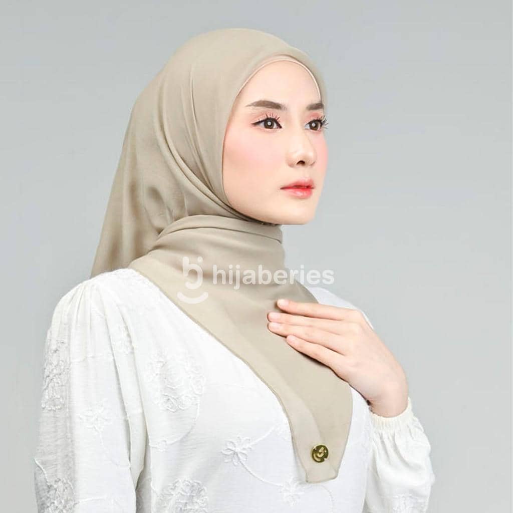 9 Hijab Paris Premium dari Brand Lokal, Berkualitas! | IDN Times